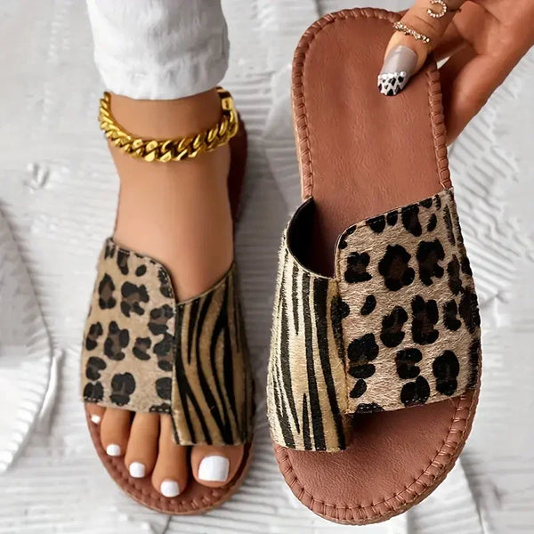 Trendy Stride Animal Print Slide Sandals - Buni Shoes